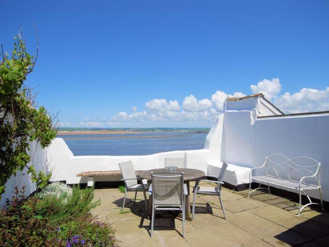 2 Bed in Appledore REEFC, Appledore (updated prices 2025)