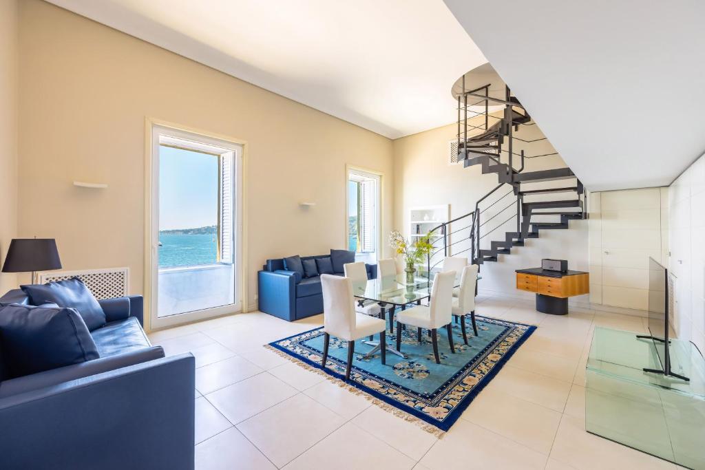 Blu Breeze on Seafront with parking by Napoliapartments, Naples ...