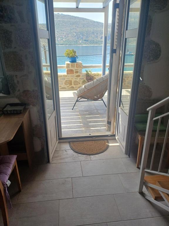 Aqua Retreat mani, Areopoli (updated prices 2025)