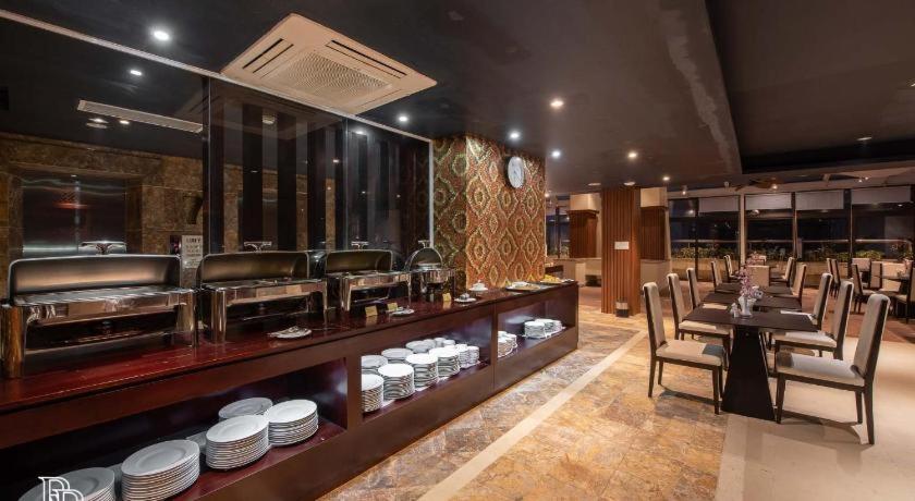 RED RIVER VIEW HOTEL LAO CAI, Chơ Mơi (precios actualizados 2024)