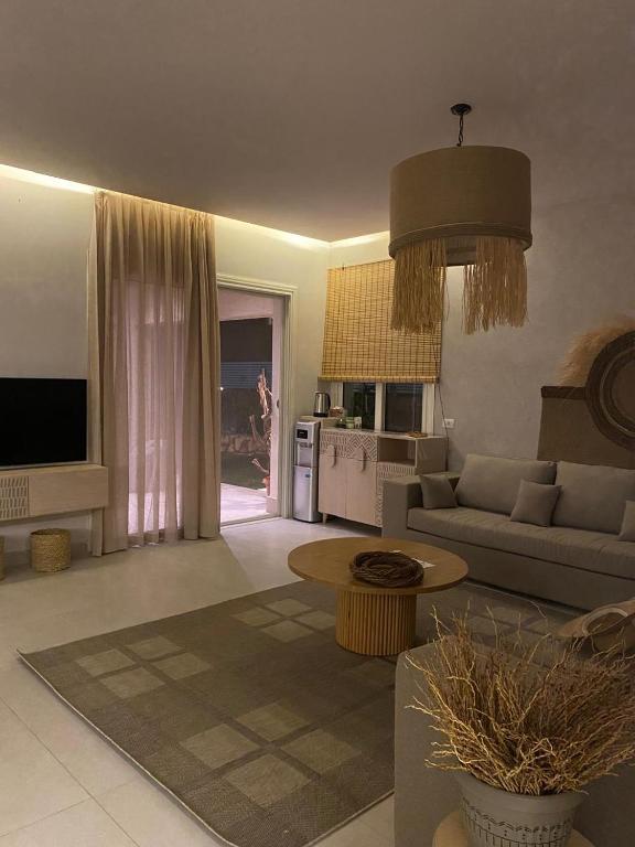 Ground Chalet Hacienda White, Sidi Abdel Rahman, Mājid Abū Zayd ...