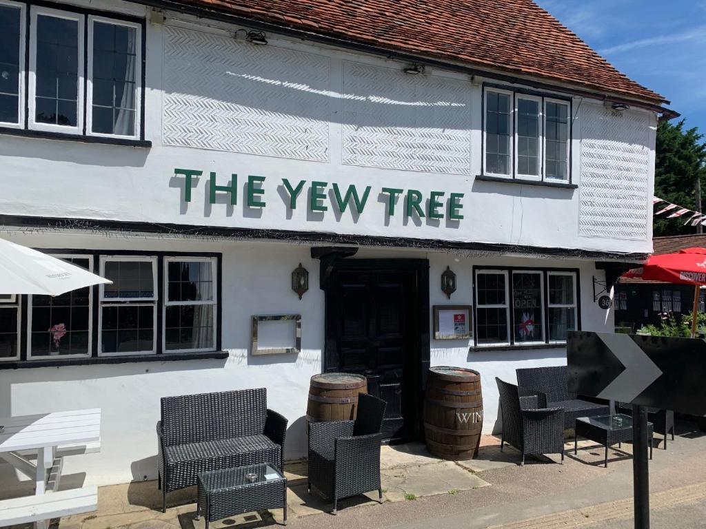Stay and Relax at The Yew Tree, Manuden (updated prices 2026)