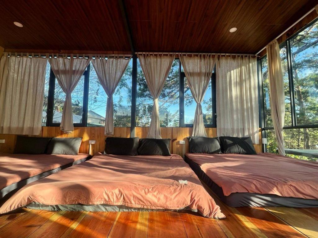 Homestay Nhà Bên Đồi, Ấp Xuân An (atjauninātas cenas 2024)