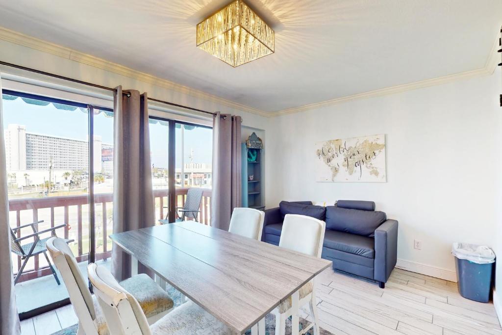 The Inn at St Thomas Square 1304A, Panama City Beach (updated prices 2025)