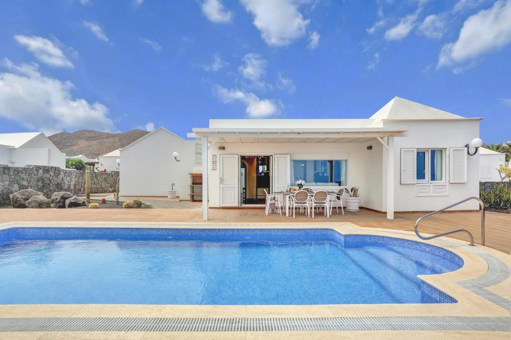 Casa ELENA, Playa Blanca (updated prices 2026)