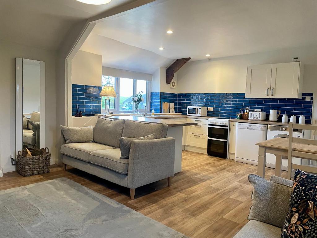 Winstitchen Cottage, Simonsbath (updated prices 2024)