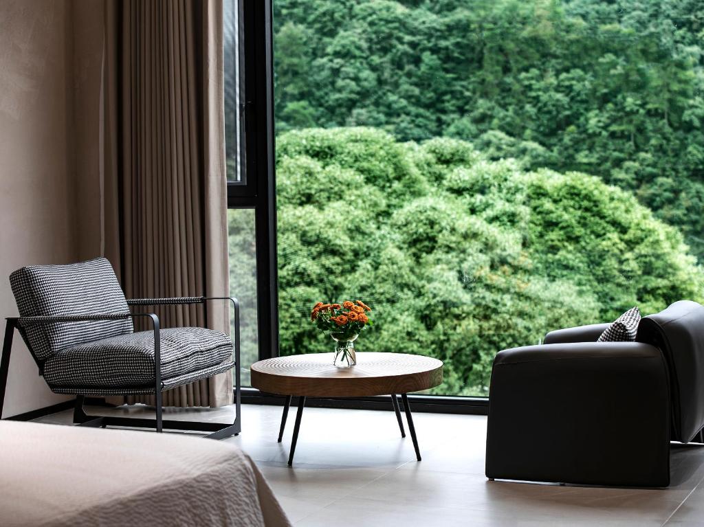 Yunmanshanju Homestay -Zhangjiajie National Forest Park Branch - Free ...