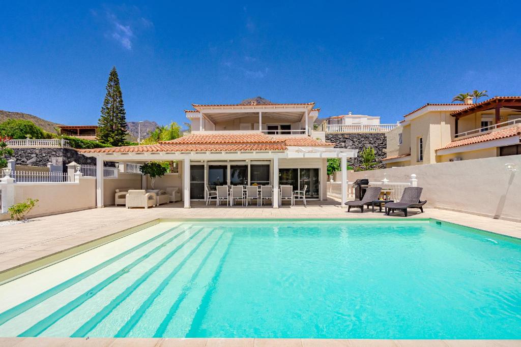 Villa Sabina - 6 bedroom house, Adeje (updated prices 2026)