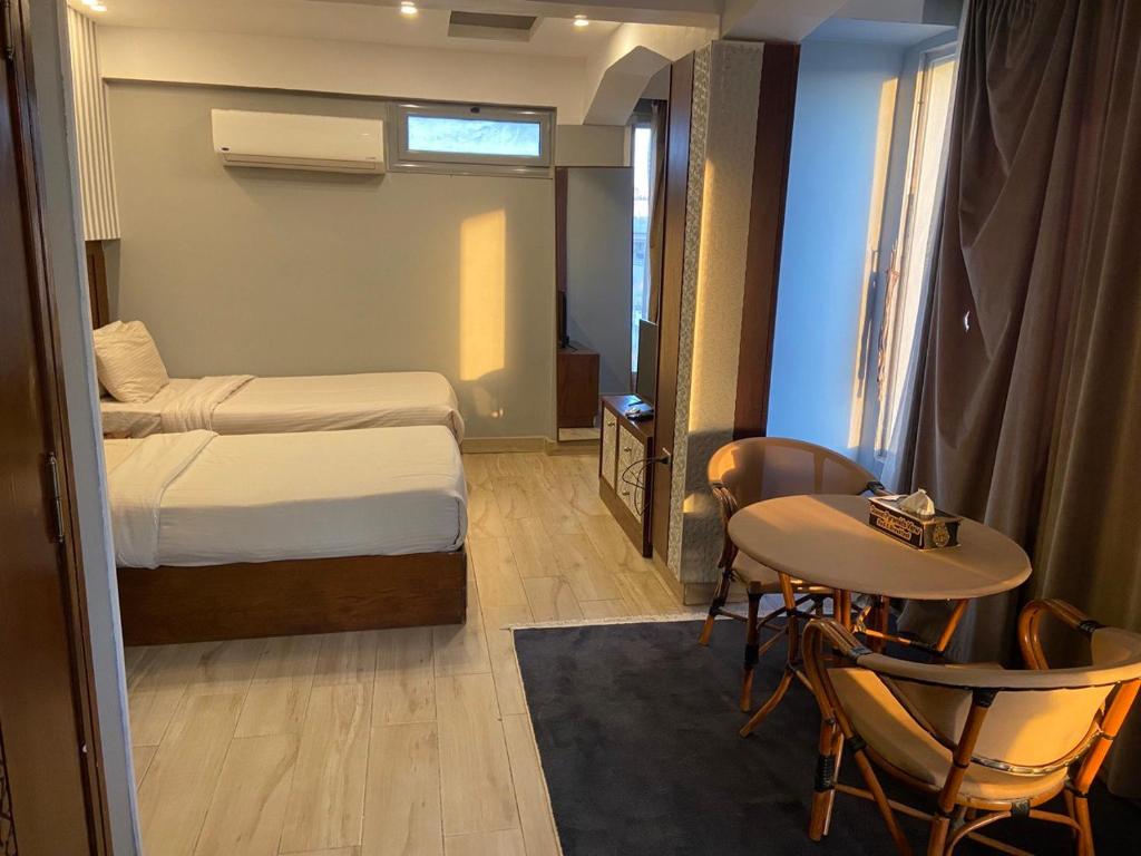 Queen Cleopatra Pyramids view, Kairo (vuoden 2024 päivitetyt hinnat)