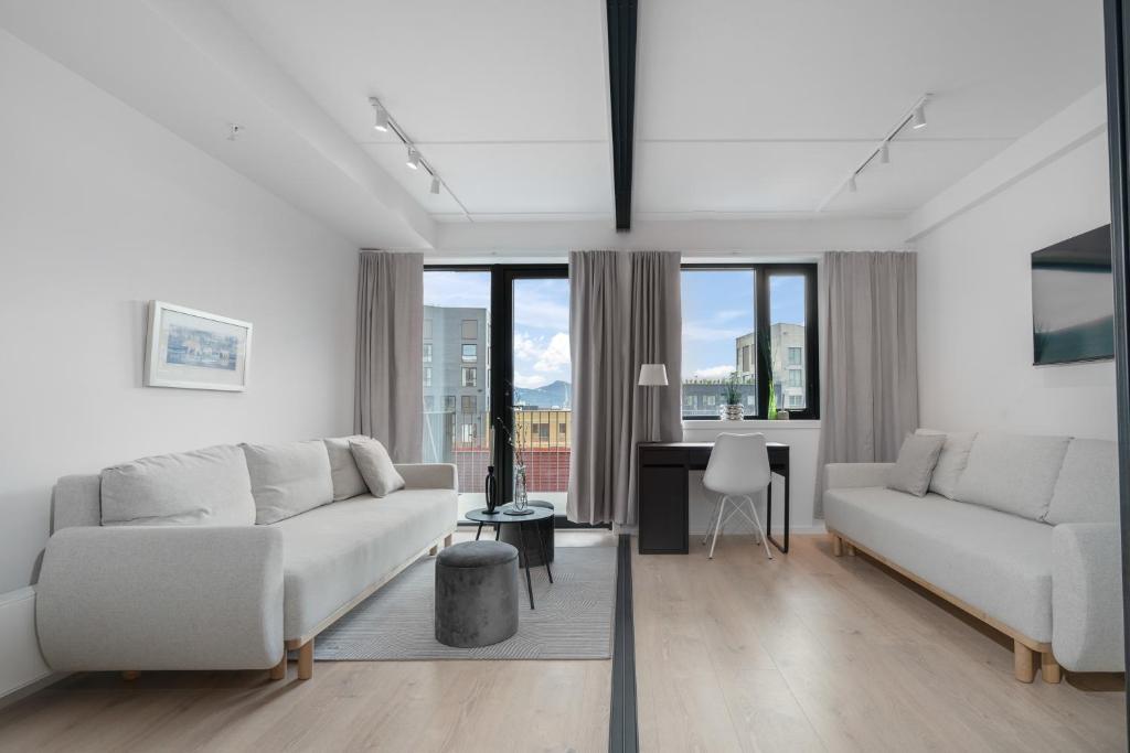 Sleek 1BD Apt with Sea View, Tromsø (updated prices 2026)