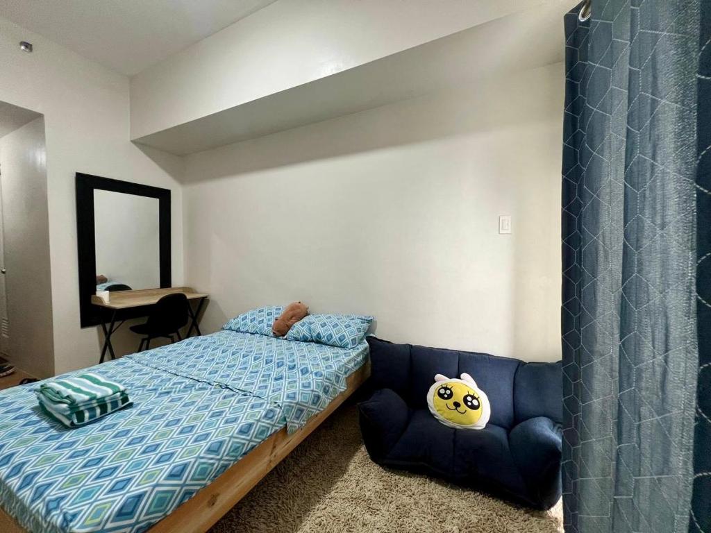 Studio with Balcony at The Loop Tower with Free Parking within ...