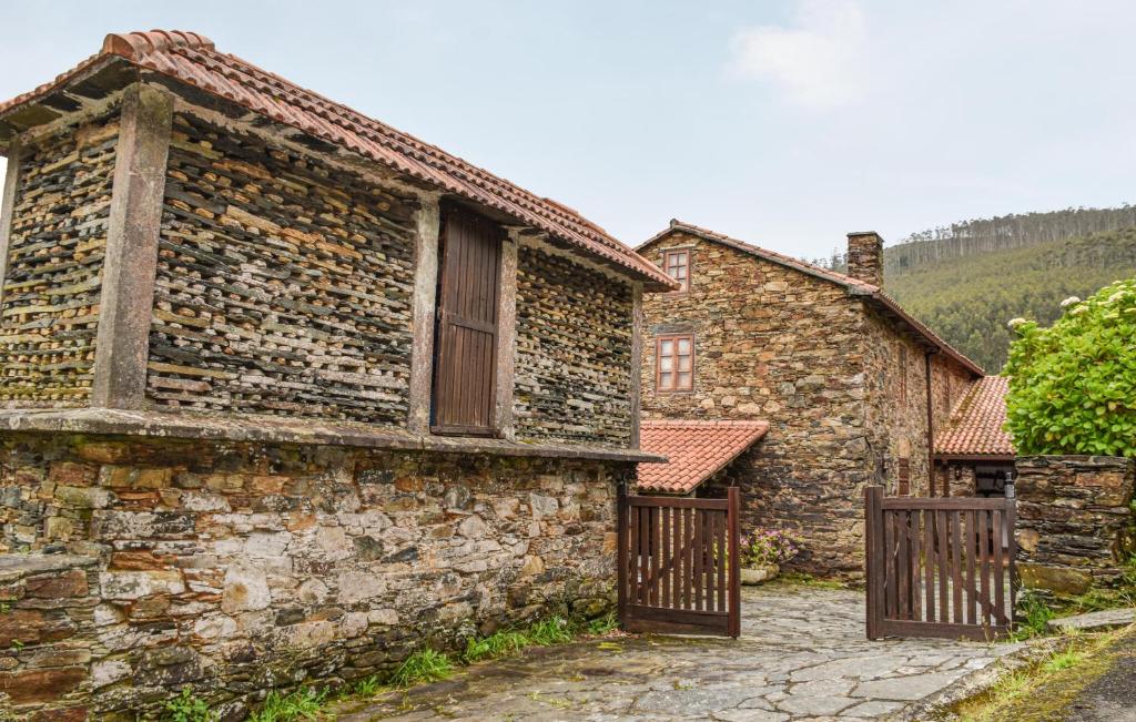 5 Bedroom Stunning Home In Cedeira, Cedeira (updated prices 2025)