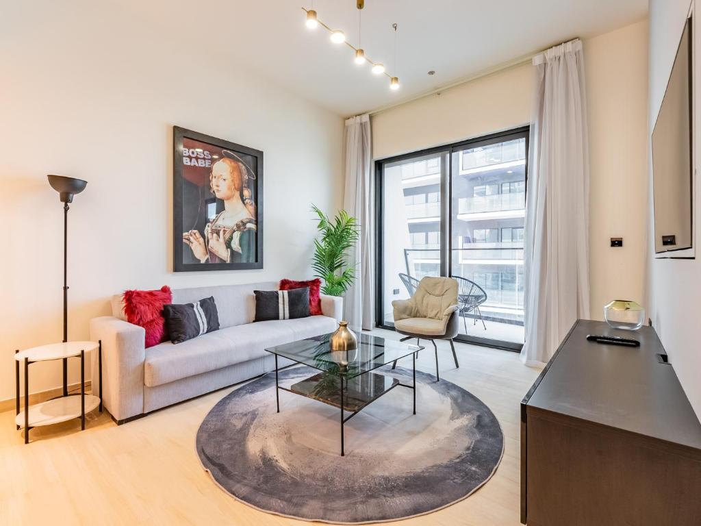 Modern Retreat in this Unique Building in JVC, Dubái (precios ...