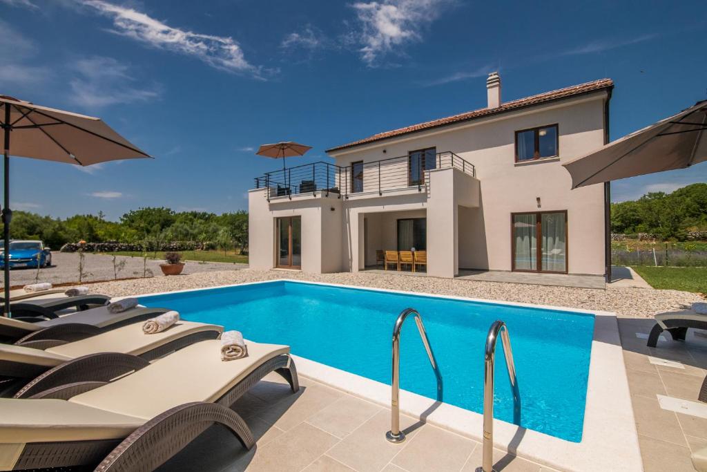 Villa surrounded by nature, Vrh (aktualisierte Preise für 2026)