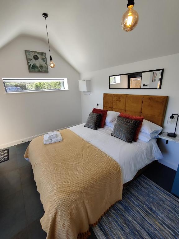 Pentagram Studio, Lewes (updated prices 2026)