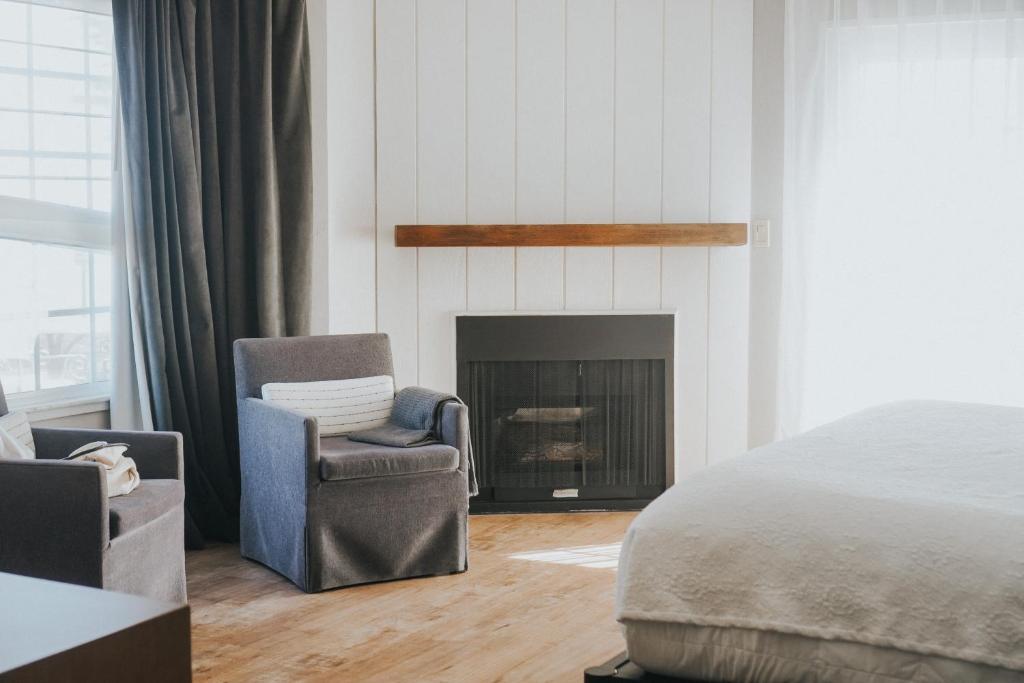 Fireside Inn on Moonstone Beach, Cambria (updated prices 2025)