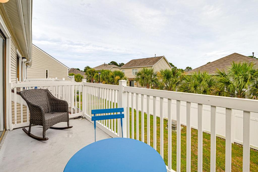 2 Mi to Surfside Beach Coastal Escape with Balcony!, Myrtle Beach ...
