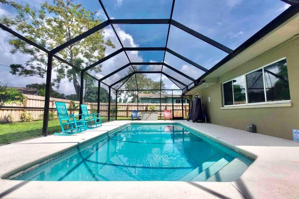 Siesta Key Private Retreat -Screened Pool Haven, Sarasota (updated ...