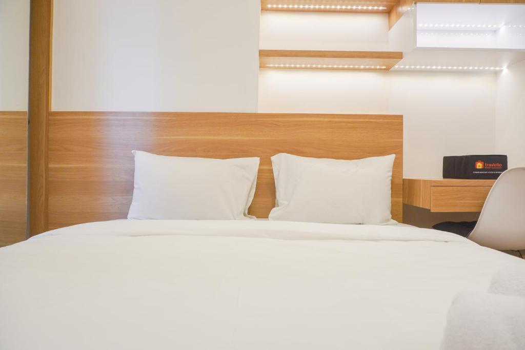 Homey Living Studio Room at Tokyo Riverside PIK 2 Apartment By Travelio ...