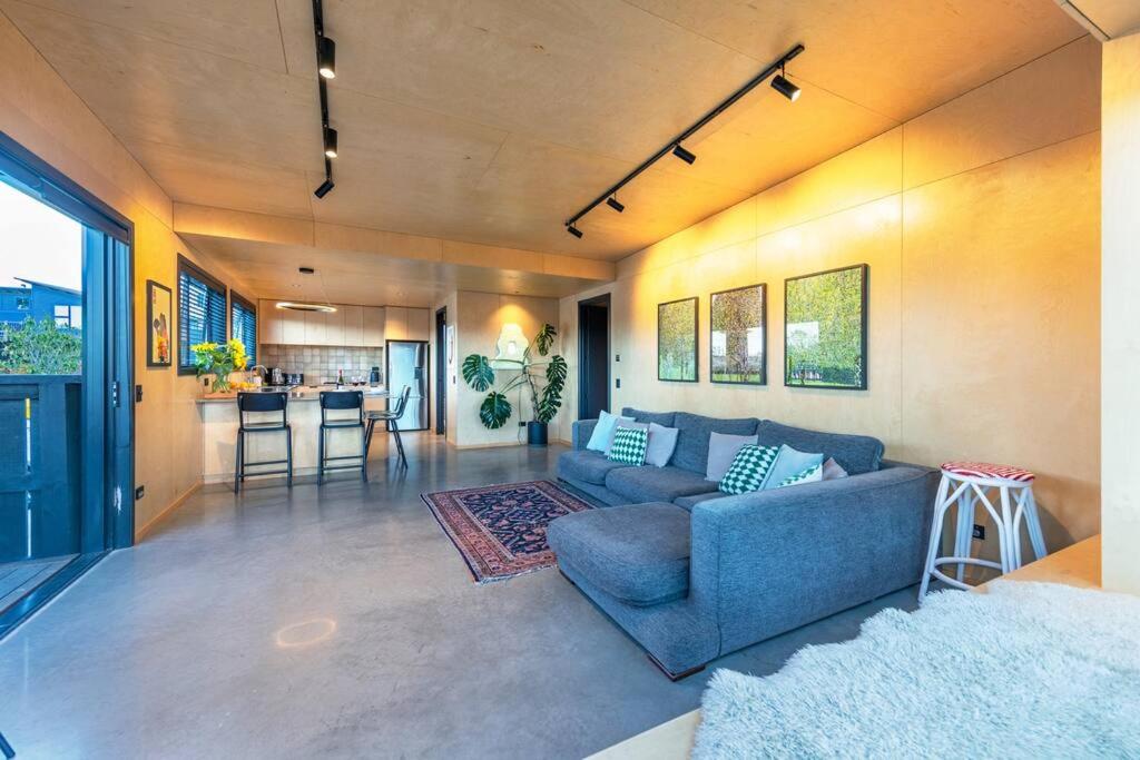 Serene Alpine Hideaway, Wanaka (updated prices 2025)