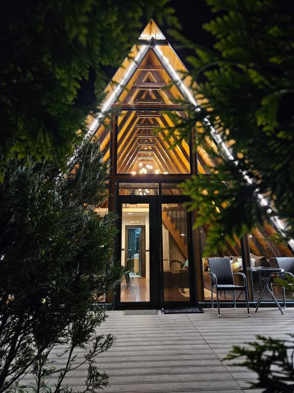 Navas River House, Poljane (updated prices 2025)