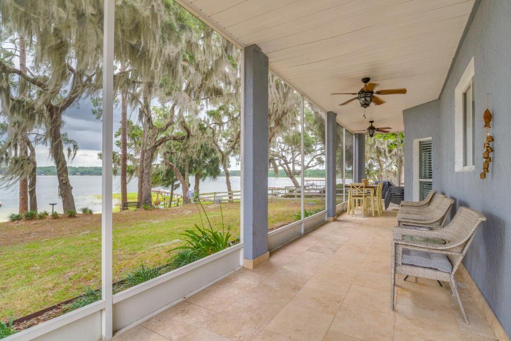 Private Beach at Lakefront Summerfield Getaway!, Summerfield (updated ...