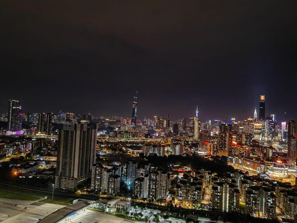 M Vertica KL 3br for 6pax by Wowhome, Kuala Lumpur (updated prices 2026)