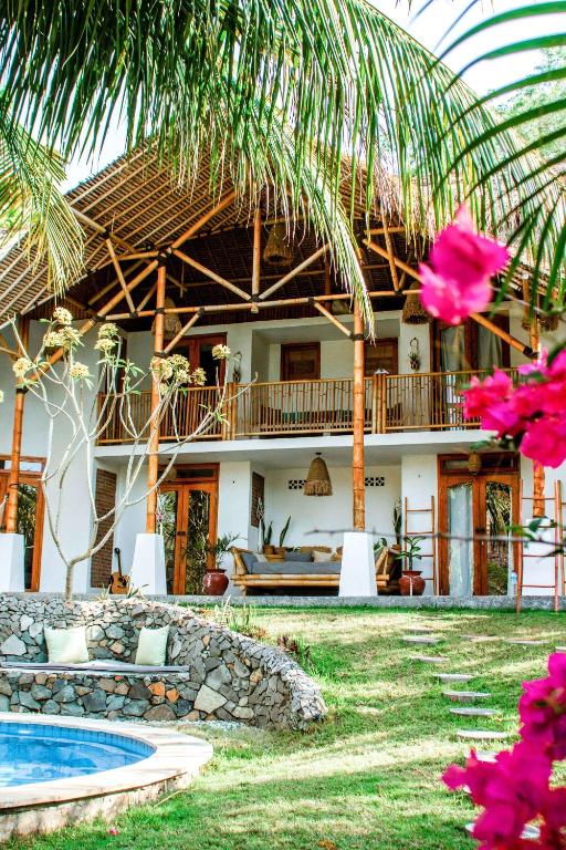 360 Surf Lodge, Kuta Lombok (updated prices 2026)