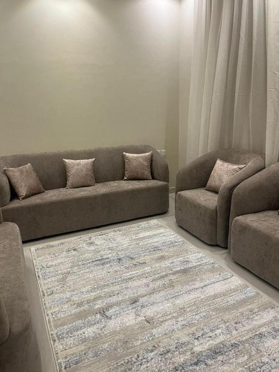 شقة مكونة من غرفتين نوم وصالة Qadisiyah, Riyadh (updated prices 2026)