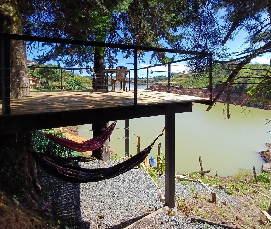 Tree House, Cabaña privada con Jacuzzi, Guatapé (updated prices 2025)