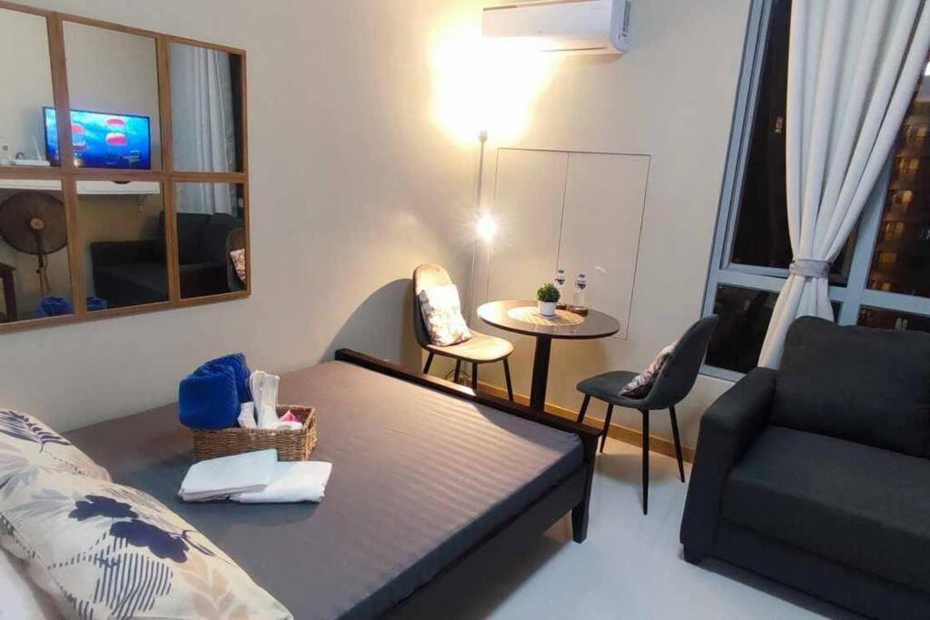 The Cozy Hideaway, Manila (updated prices 2026)