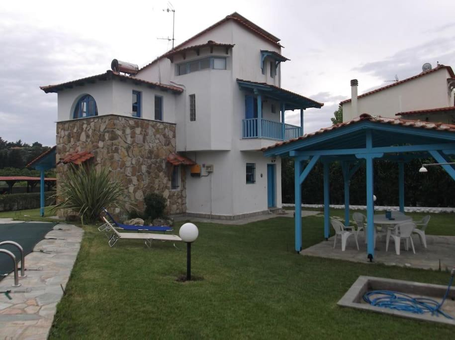 Blue house, Kalandra (updated prices 2024)