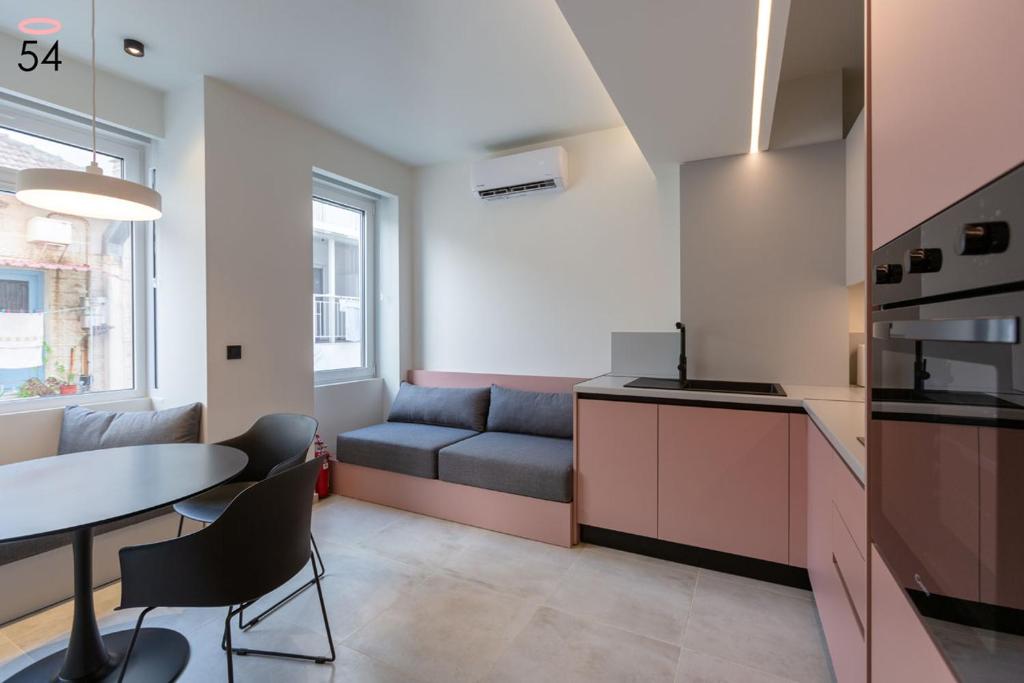 Saint Pink 54, Kalamata (updated prices 2026)