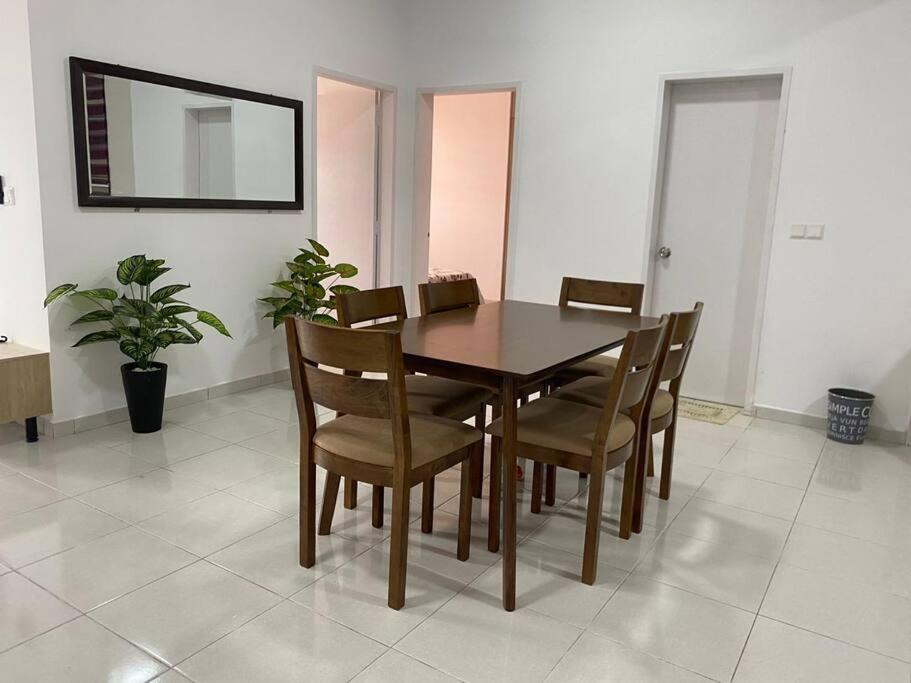 MyHomestay Adelia 2, Kajang (updated prices 2025)