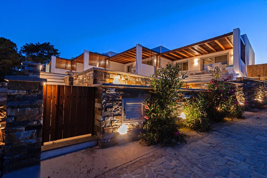 Pefki Luxury Suites, Telendos (updated prices 2026)