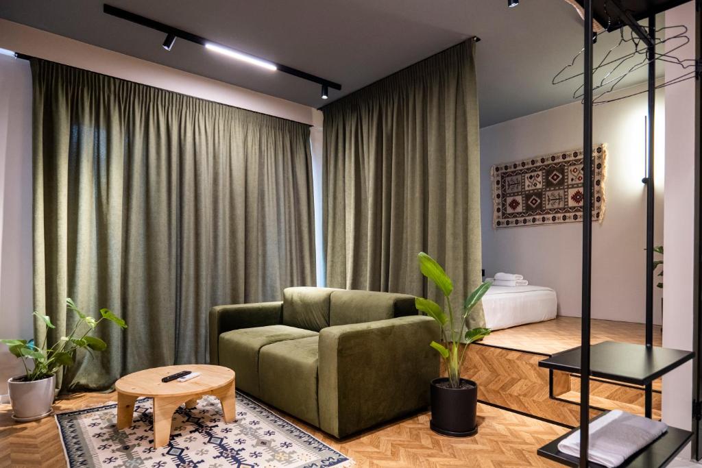 MUZ Studios, Tirana – Aktualisierte Preise für 2024