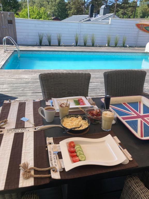 Onsala Resort villa by the sea with seclusive pool & jacuzzi!, Onsala ...