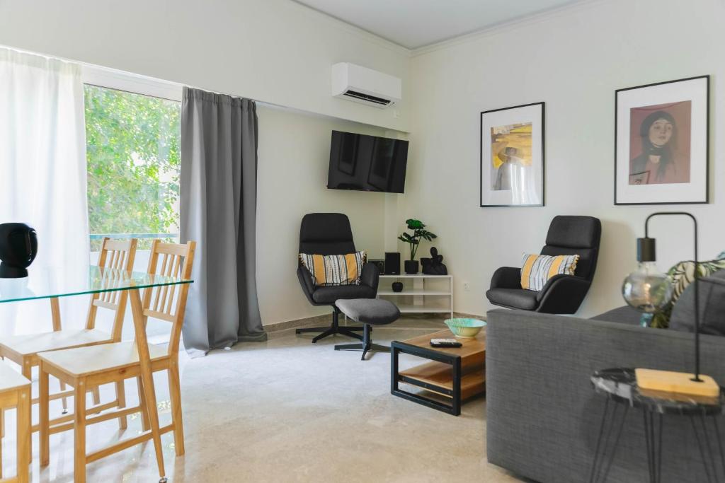 Mets gem with balcony near Acropolis, Athens (updated prices 2026)