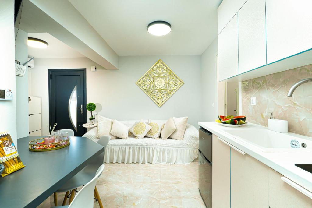 Foxy Summer House, Alepou (updated prices 2026)