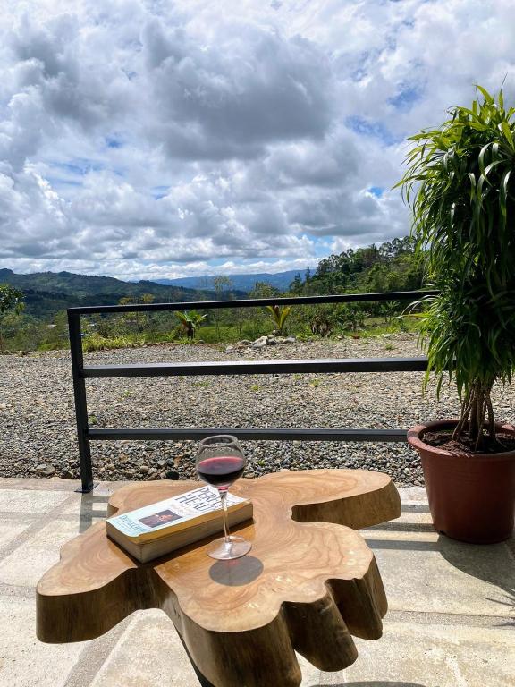 CANTO DEL RIO-Rivas- vista a la montaña- tranquilo, Rivas (updated ...