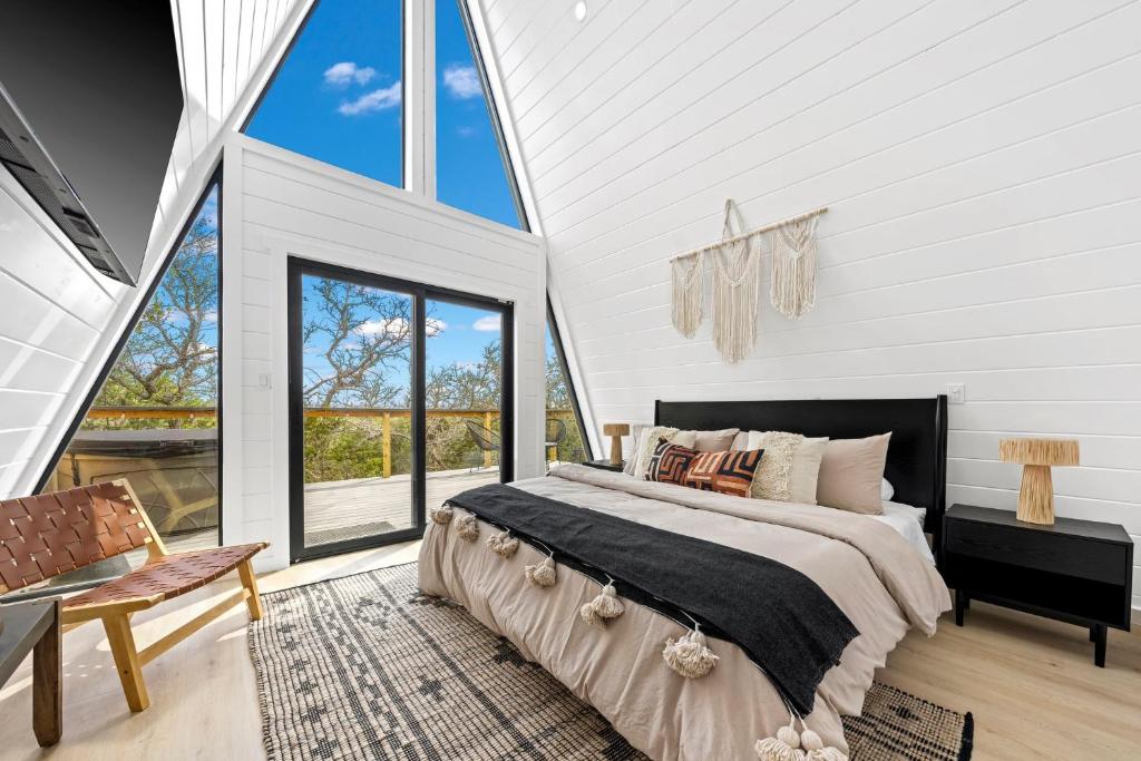 Wilderness Romantic Treehouse Getaway, Fredericksburg (updated prices 2026)