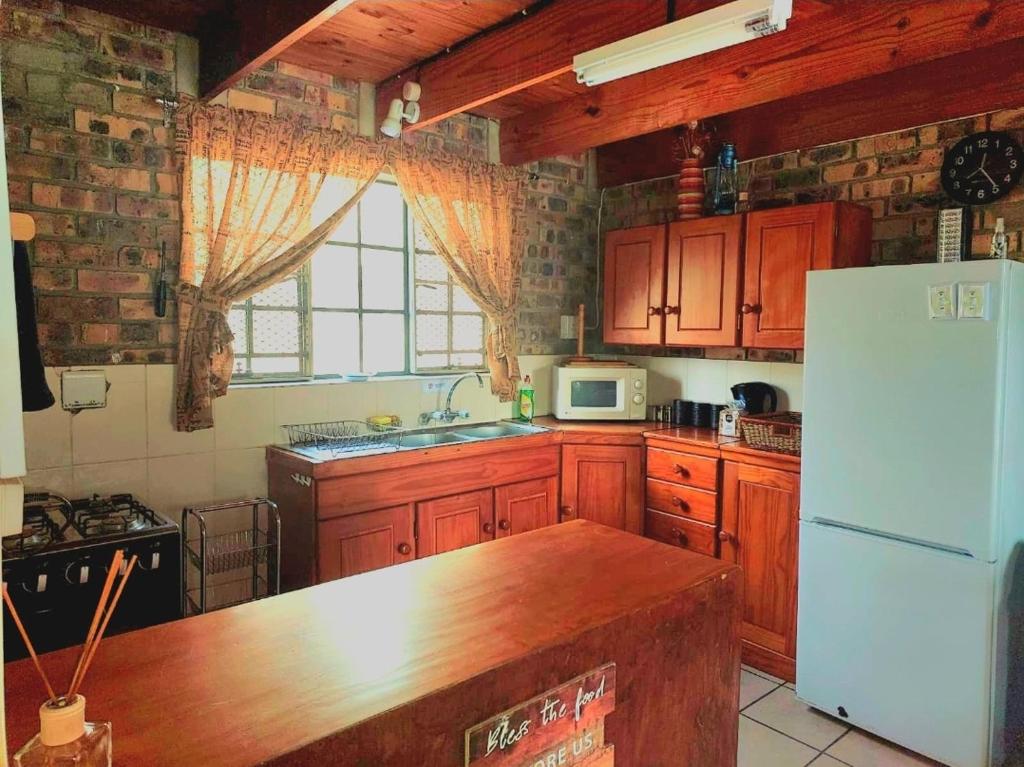 Ton & Trees, Marloth Park (updated prices 2026)