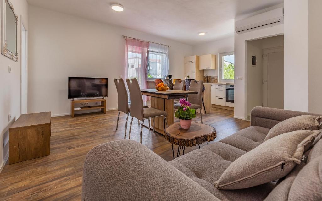 Apartments Berry, Medulin (updated prices 2025)