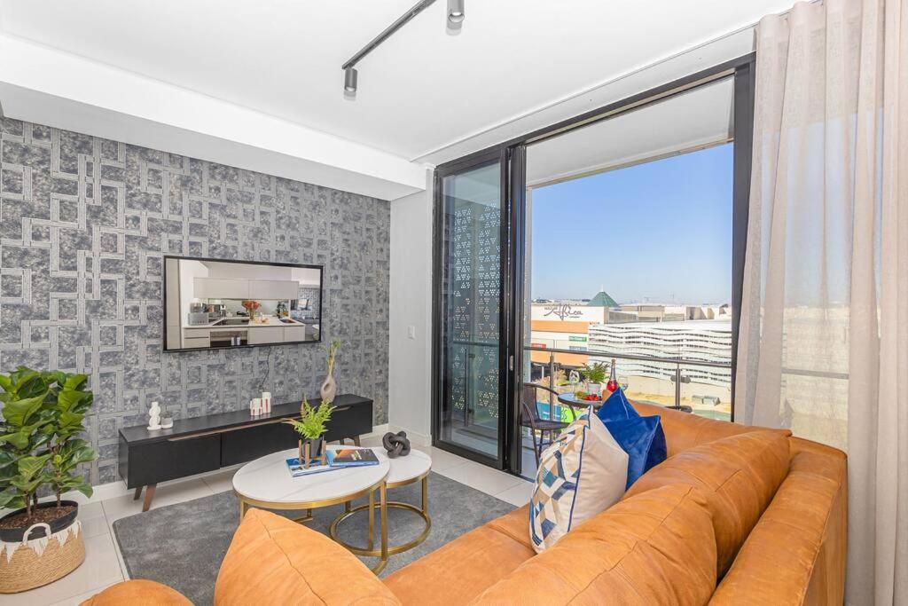 Modern Luxury Apartment, Ellipse, Midrand (updated prices 2026)