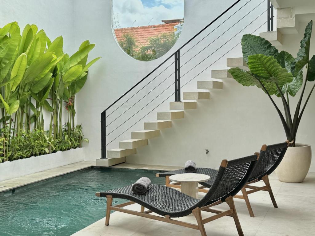 Casa Sol Luna - Bright & Modern New Villa, Tumbak Bayuh (preços ...