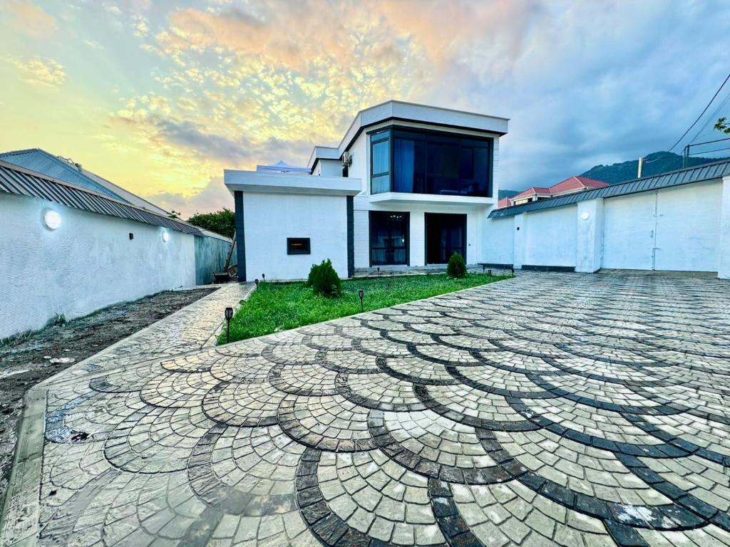 Riverside charlet, Gabala (precios actualizados 2025)