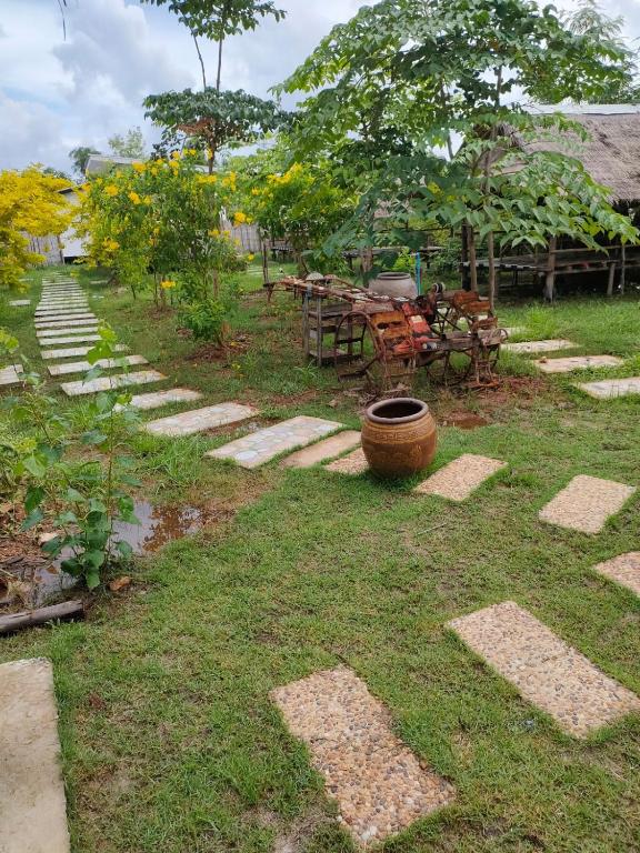 Elsewhere Bar & Resort, Rayong (precios actualizados 2025)
