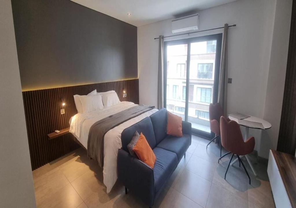 Sleek Studio: Signature Luxury, Accra (updated prices 2025)