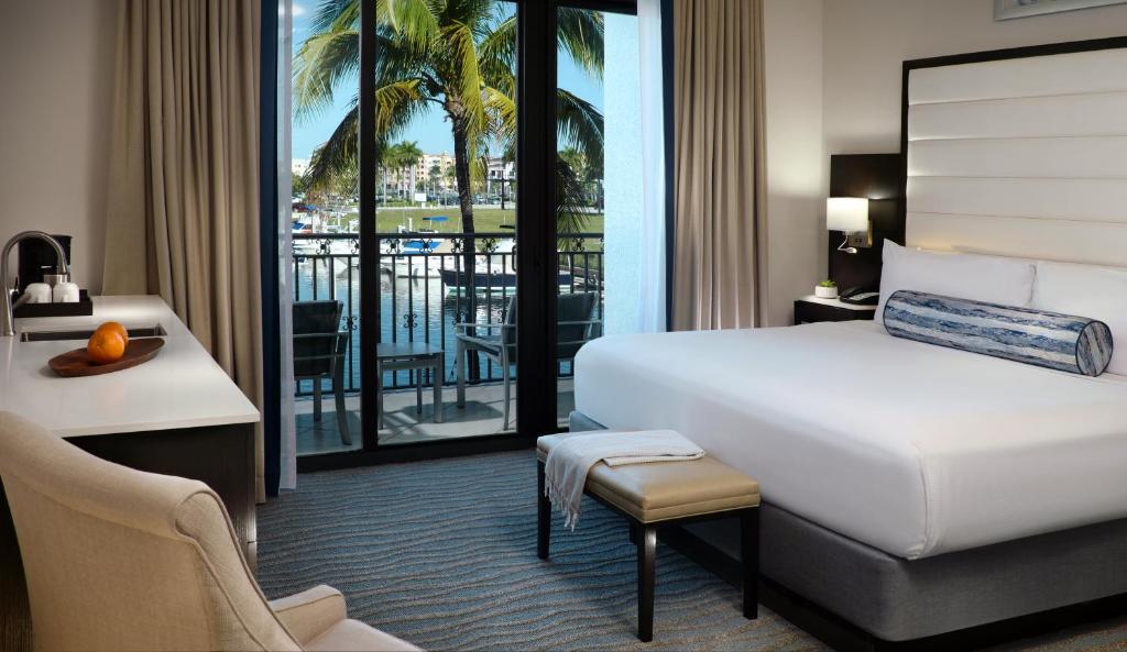 Naples Bay Resort And Spa NAPLES BAY RESORT & MARINA Updated 2025