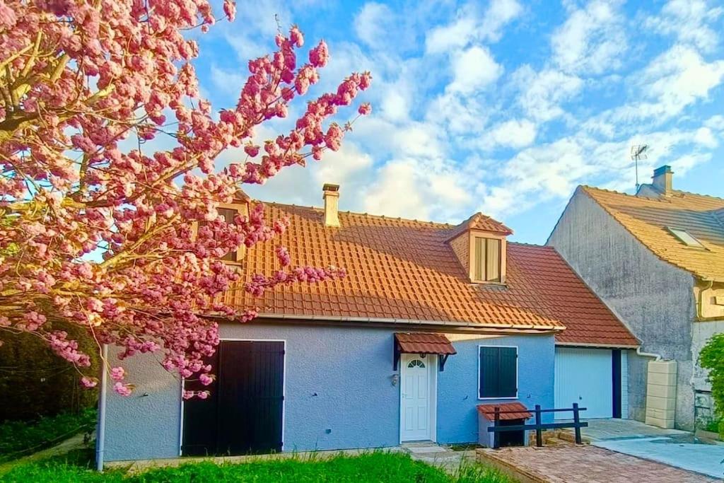Vacation House in Quiet Village, Congerville (updated prices 2025)